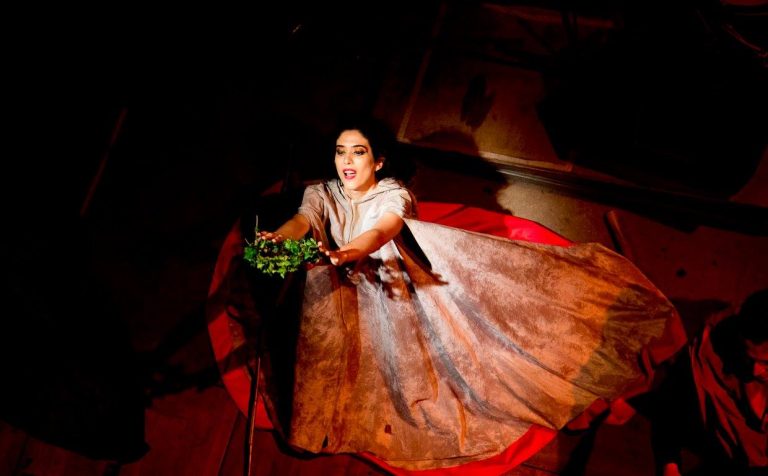 20 fotos desvendam “Bacantes” do Teatro Oficina – Miguel Arcanjo