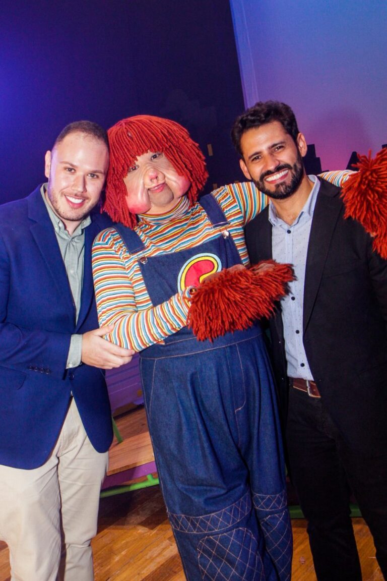 Em Busca do Balão Mágico estreia com Fofão e elenco talentoso sob ...