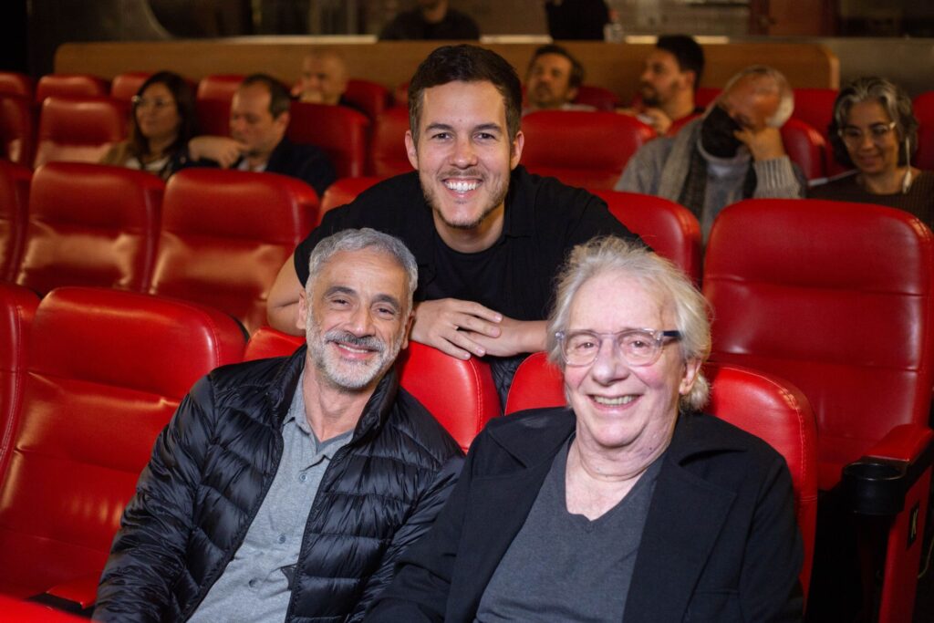 Crítica | As Cadeiras é tocante homenagem de Marco Nanini e Fernando ...