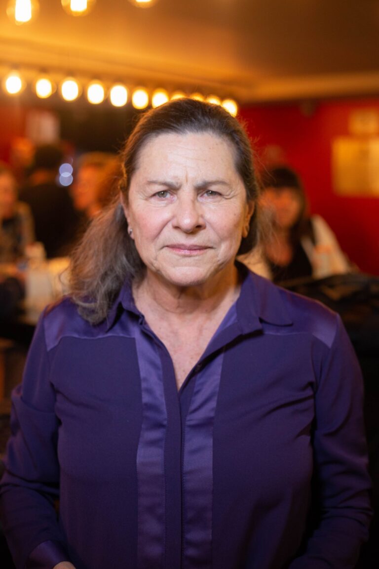 Crítica | As Cadeiras é tocante homenagem de Marco Nanini e Fernando ...