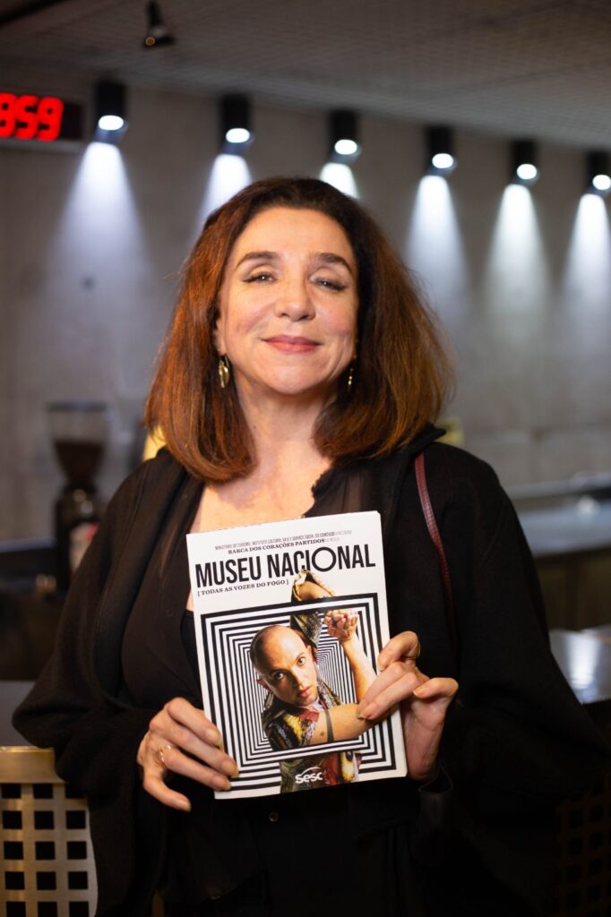Crítica | Museu Nacional Todas as Vozes do Fogo liga chamas da ...