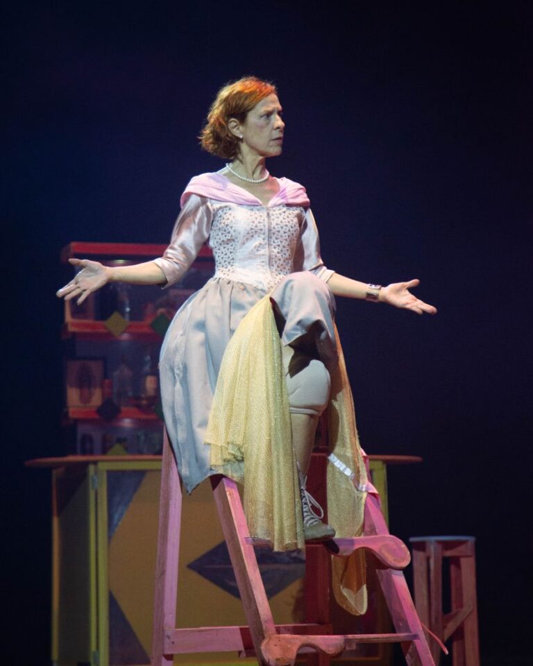 Crítica: Volpone, A Raposa e as Aves de Rapina mostra atualidade do ...