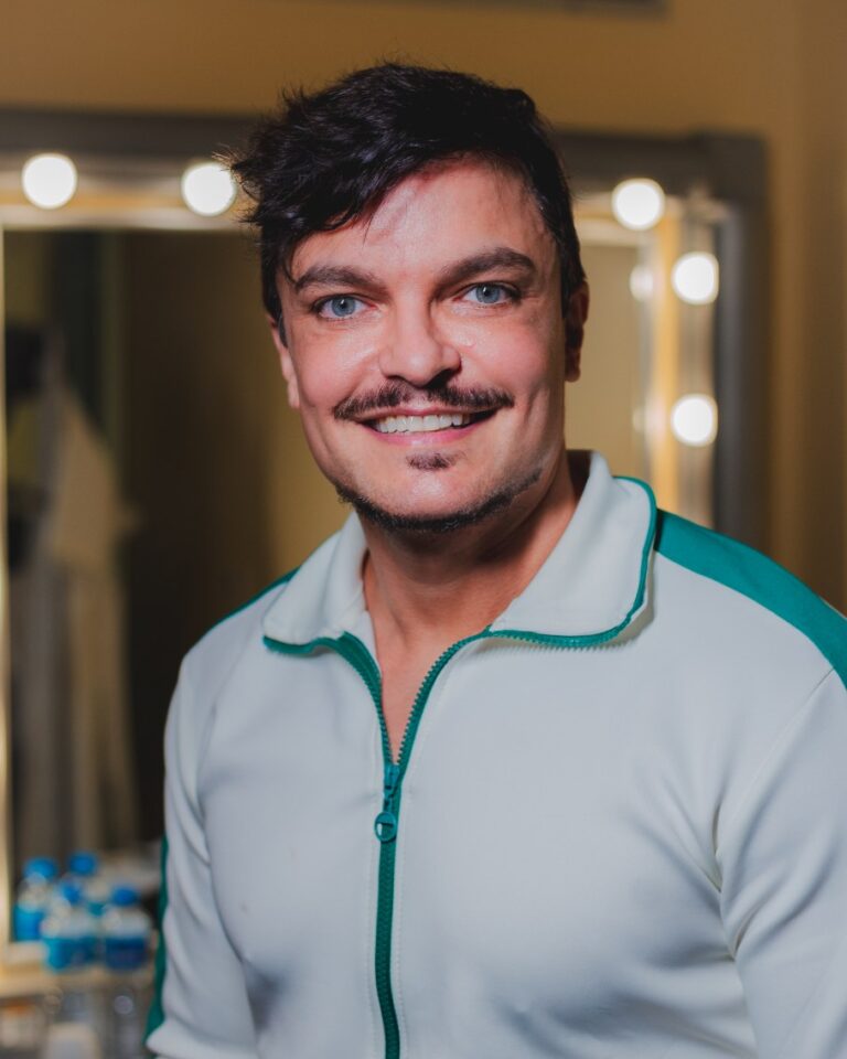 Crítica: O Veneno do Teatro cria envolvente suspense com Osmar Prado e ...