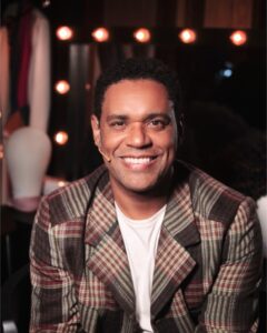 Ray – Você Não Me Conhece estreia sob fortes aplausos no Teatro B32 com ...